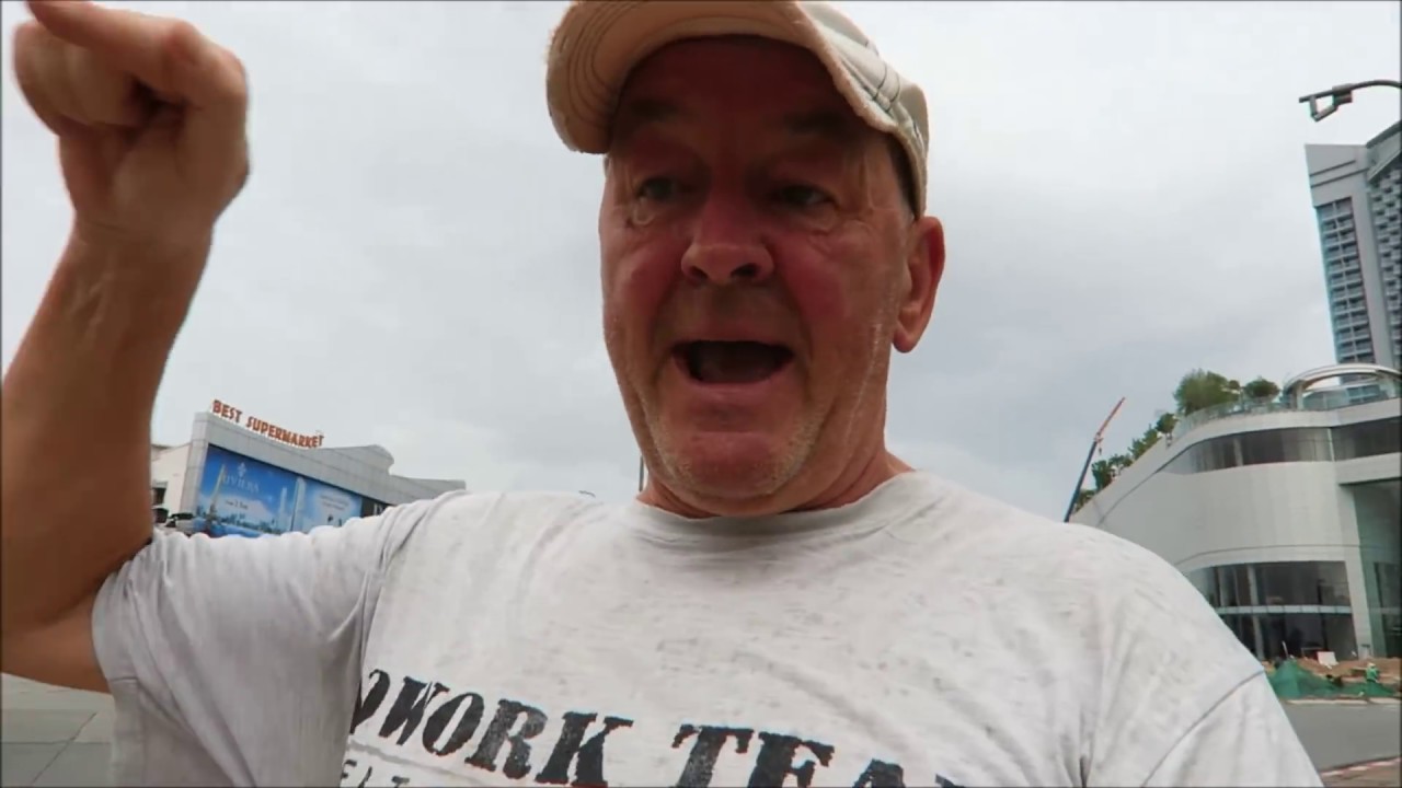 Pattaya Second road Thailand 2018 with Geoff Carter - YouTube