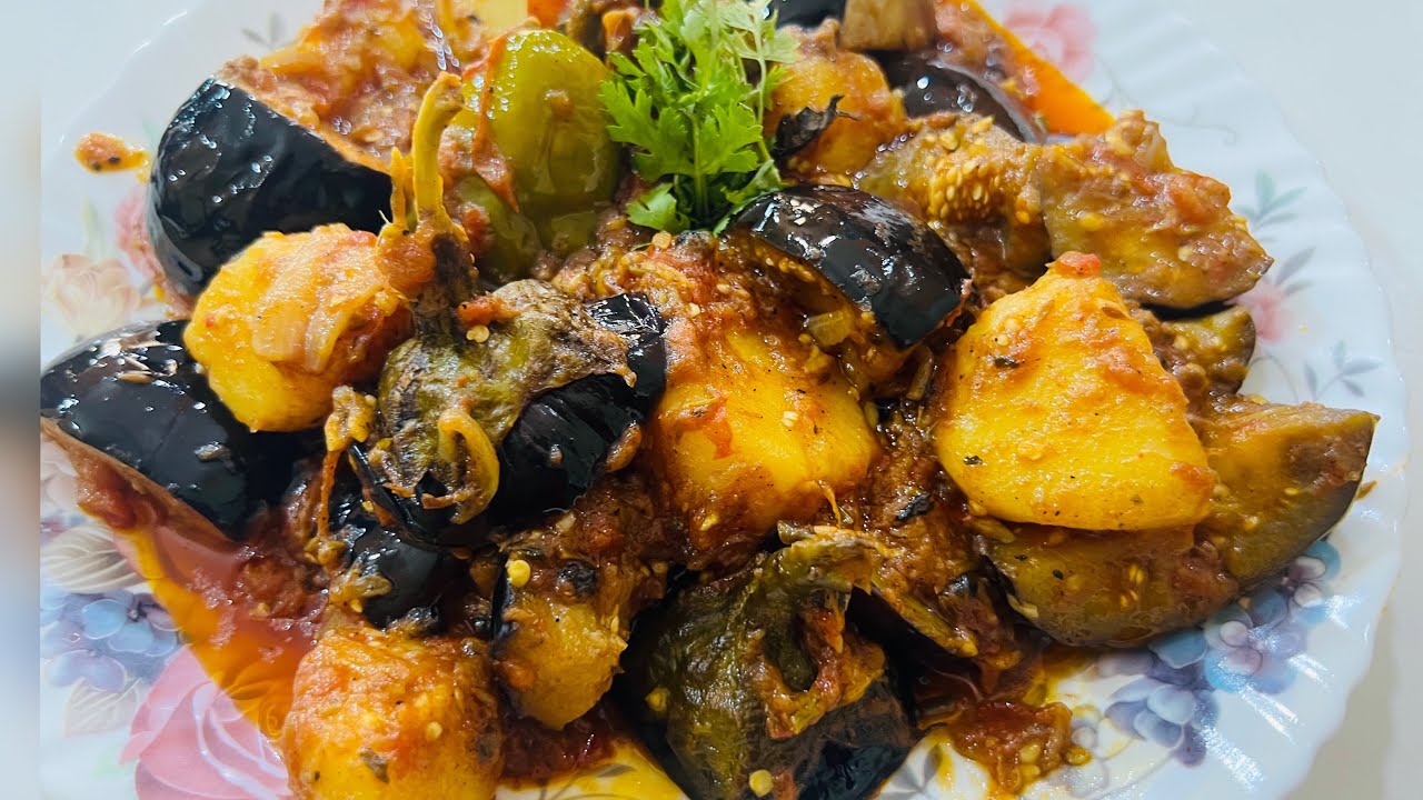 Bengali Style Aaloo Bengan Recipe | Aaloo Bengan Recipe | Alu bangan ...