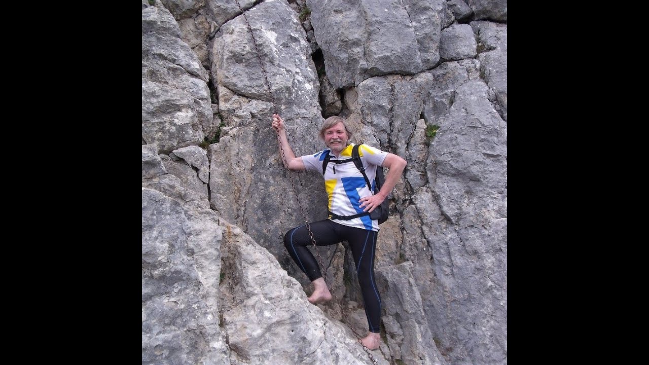 Barfuss am Klettersteig - YouTube