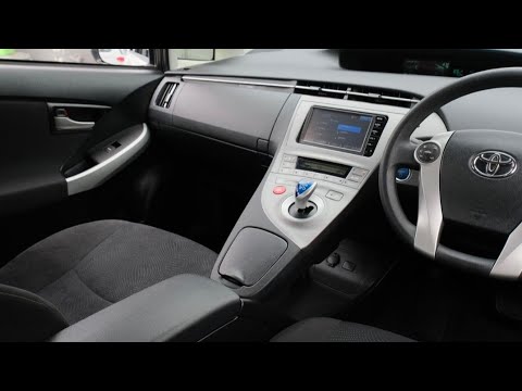 Toyota Prius 2013 – Head Unit Removal Step-by-Step DIY Stereo & Radio ...