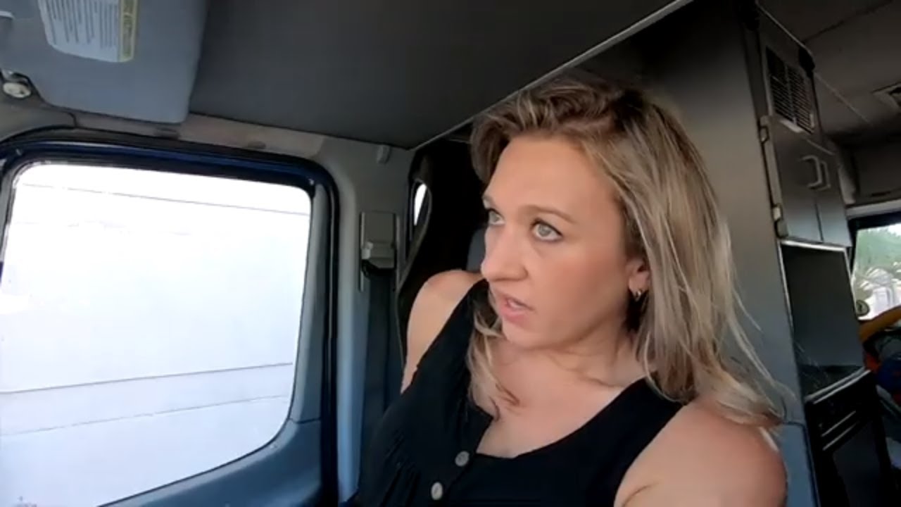 DUMPSTER DIVING- I WENT TO TWO STORES! - YouTube