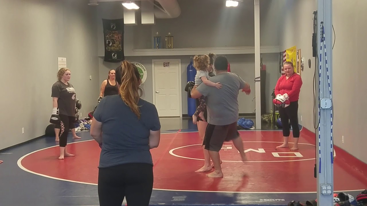 Stray Dogs Club in Monroe, Wa - YouTube