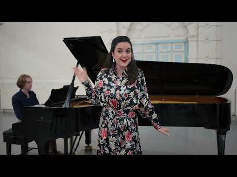Sofia Kirwan-Baez – Mein Herr Marquis (Strauss) - YouTube