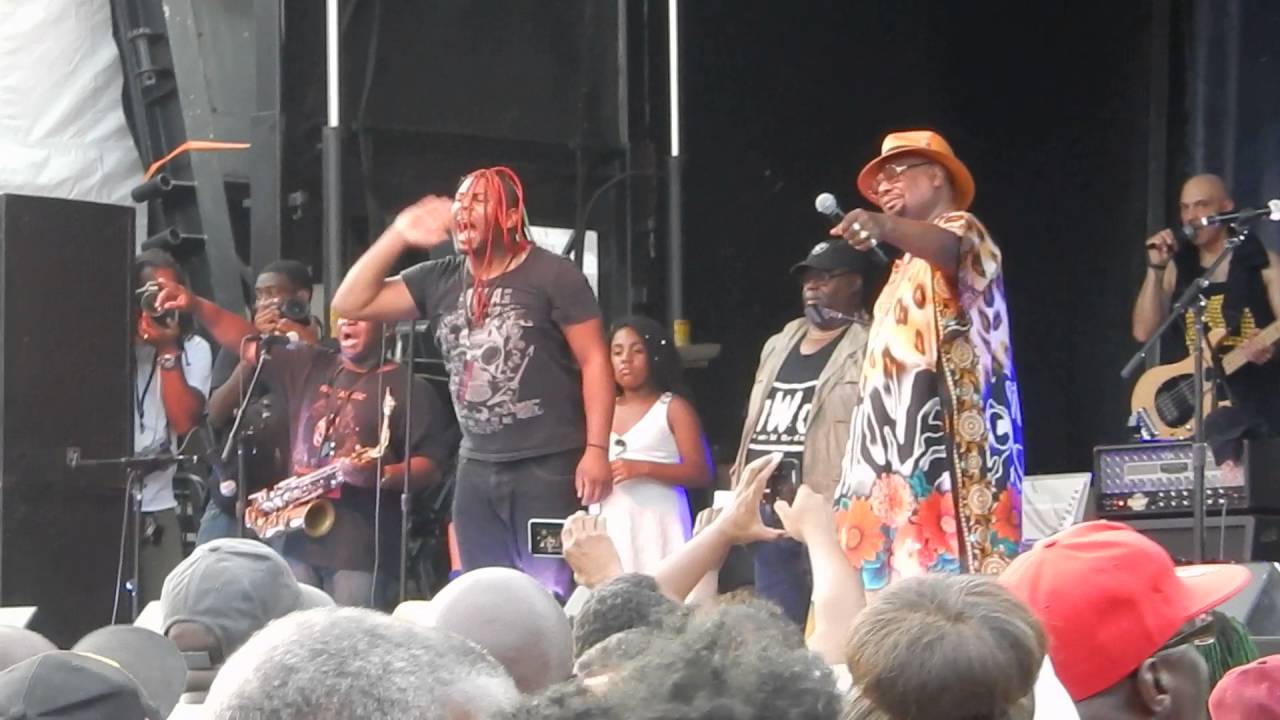 George Clinton LIVE - Thumpasaurus People - YouTube