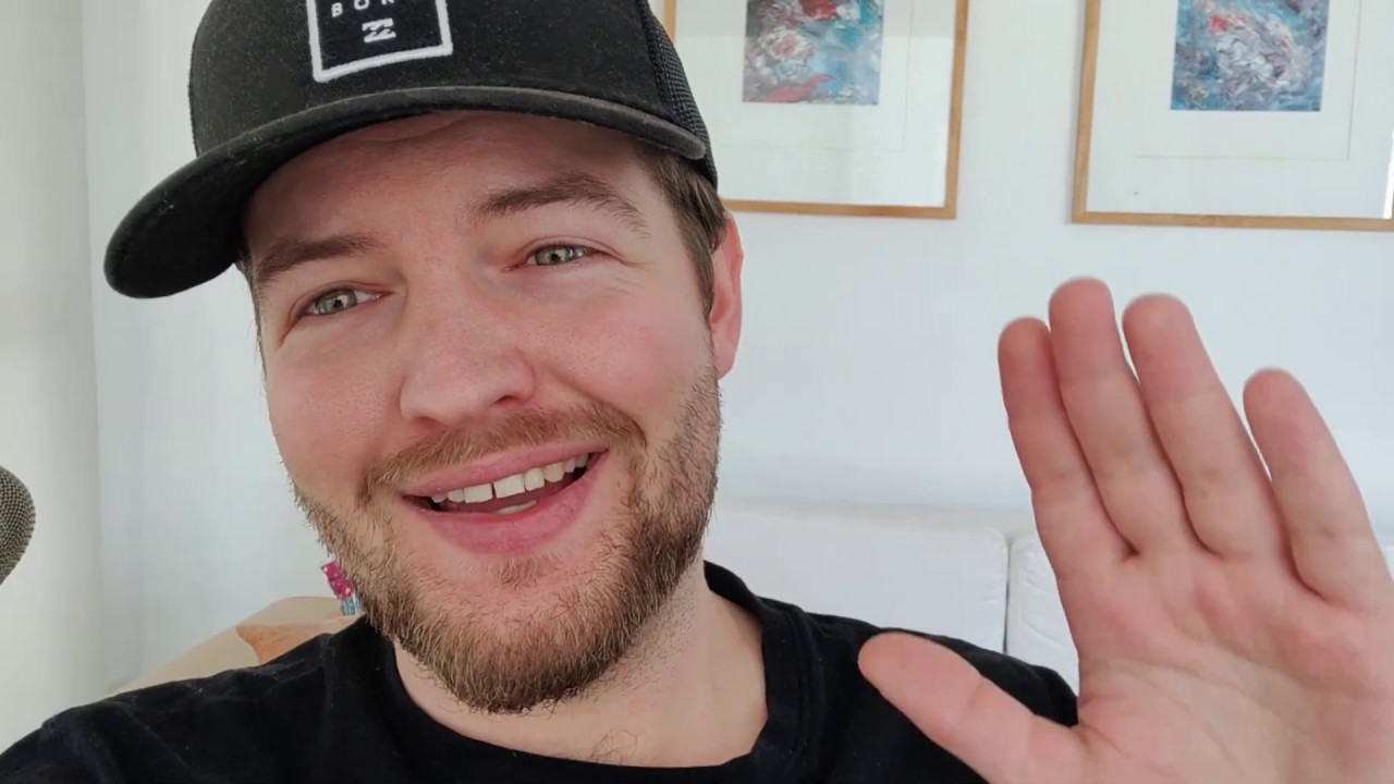 Andy hafell- A famous YouTuber is sharing his working experience with ...