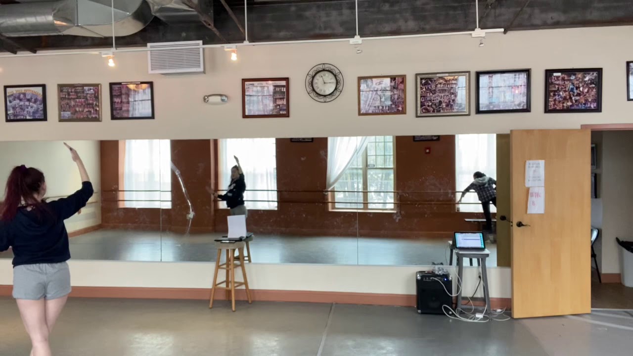 Music Box Dancers - YouTube