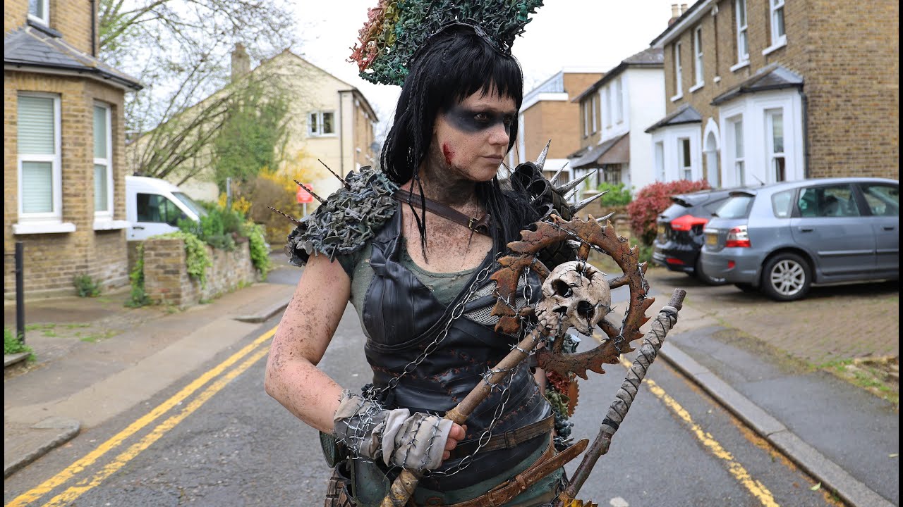 How to make a post-apocalyptic top with bicycle inner tubes - YouTube