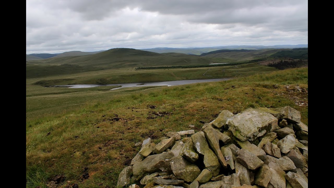 Pen Craig y Pistyll, Pumlumon, Ceredigion (SN71548650) - YouTube