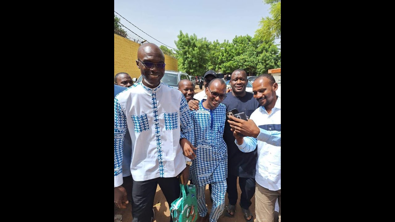 Après sa libération, le secrétaire général du SYNABEF Hamadoun Bah s ...