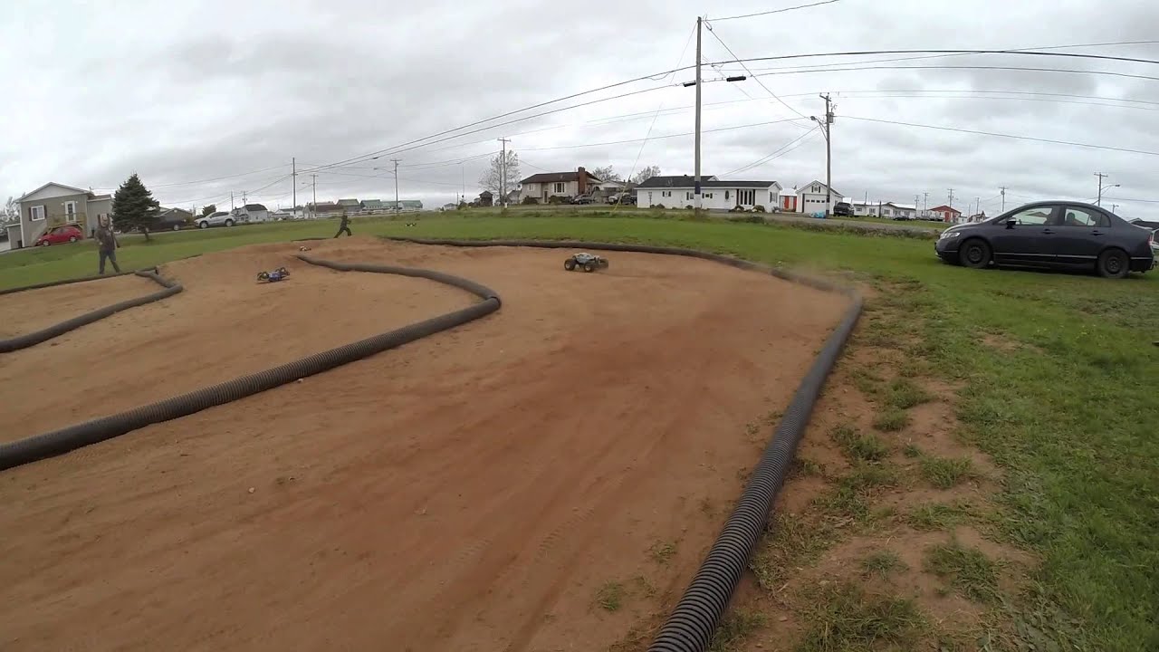 Cap Pele RC Revolution Raceway - YouTube