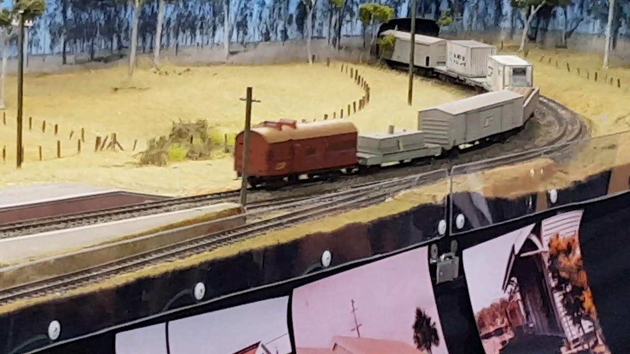 Brisbane Model Train Show 2019 - QLD Freighters - YouTube