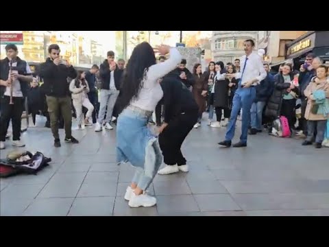 Vedat'a Eşlik Eden Güzel Bayan Ne Oynadı Ne Oynadı 👌🌟