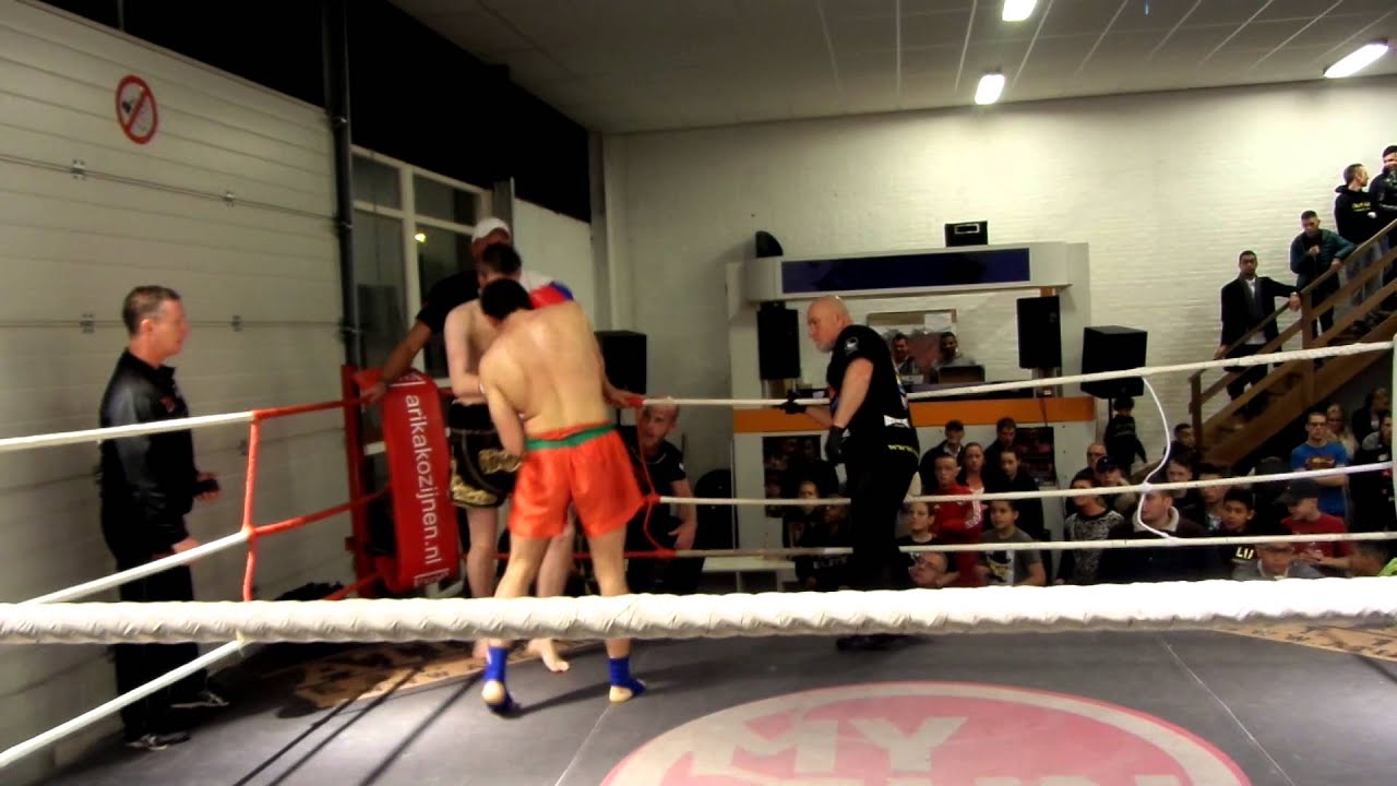 nabil yousfi vs perry roovers - YouTube