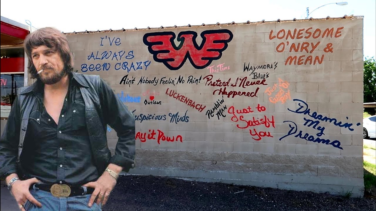 WAYLON JENNINGS Museum in His Brothers Hometown Liquor Store - YouTube