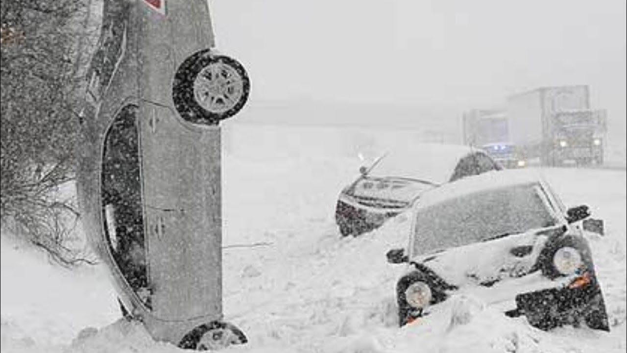 SNOW STORM, *Dumb scared drivers* Toronto - YouTube