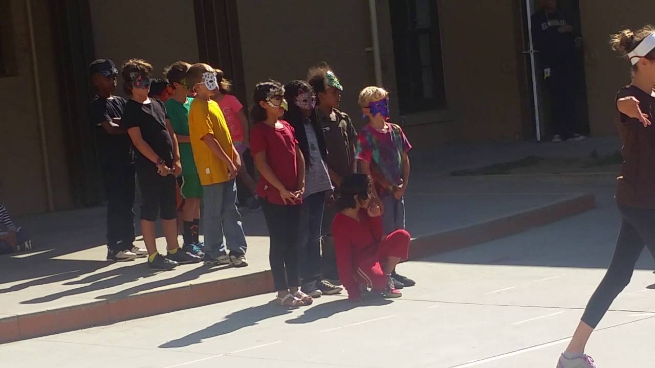 Studio One Performance -opening act "Boom da' Party" - YouTube