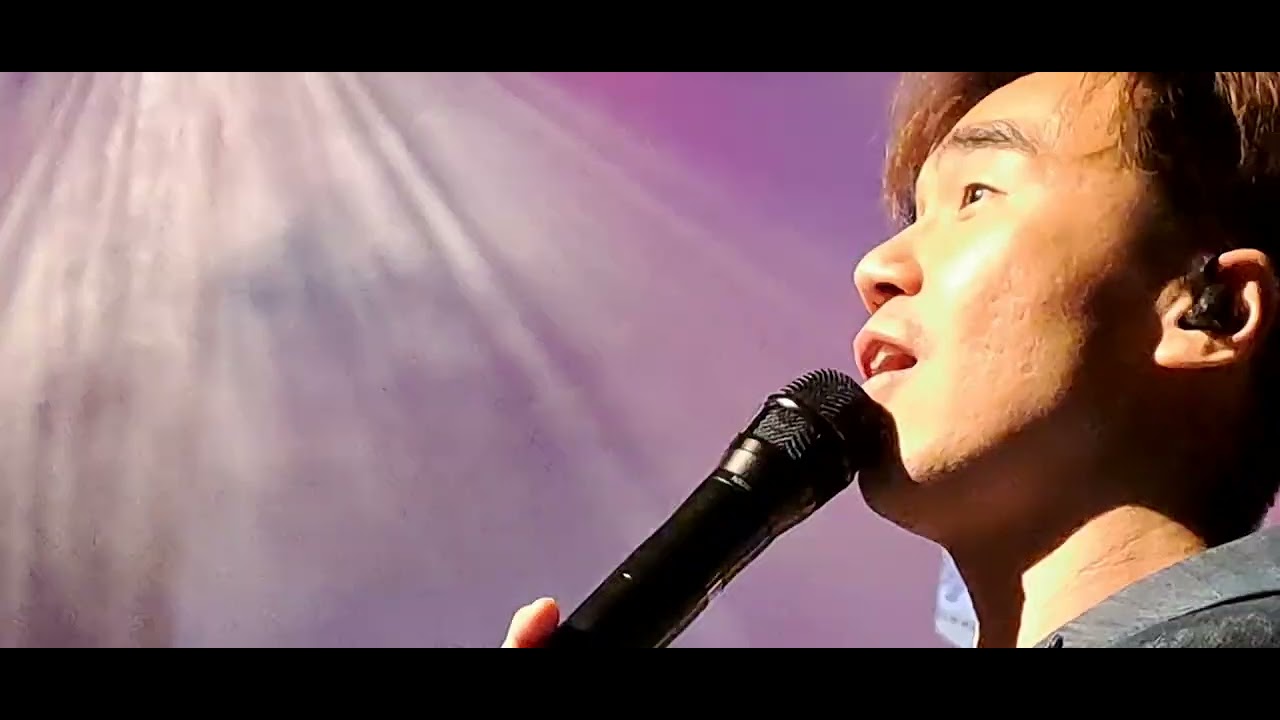 Eric Lin 林健輝 presents "我聽見有人叫你寶貝" - YouTube