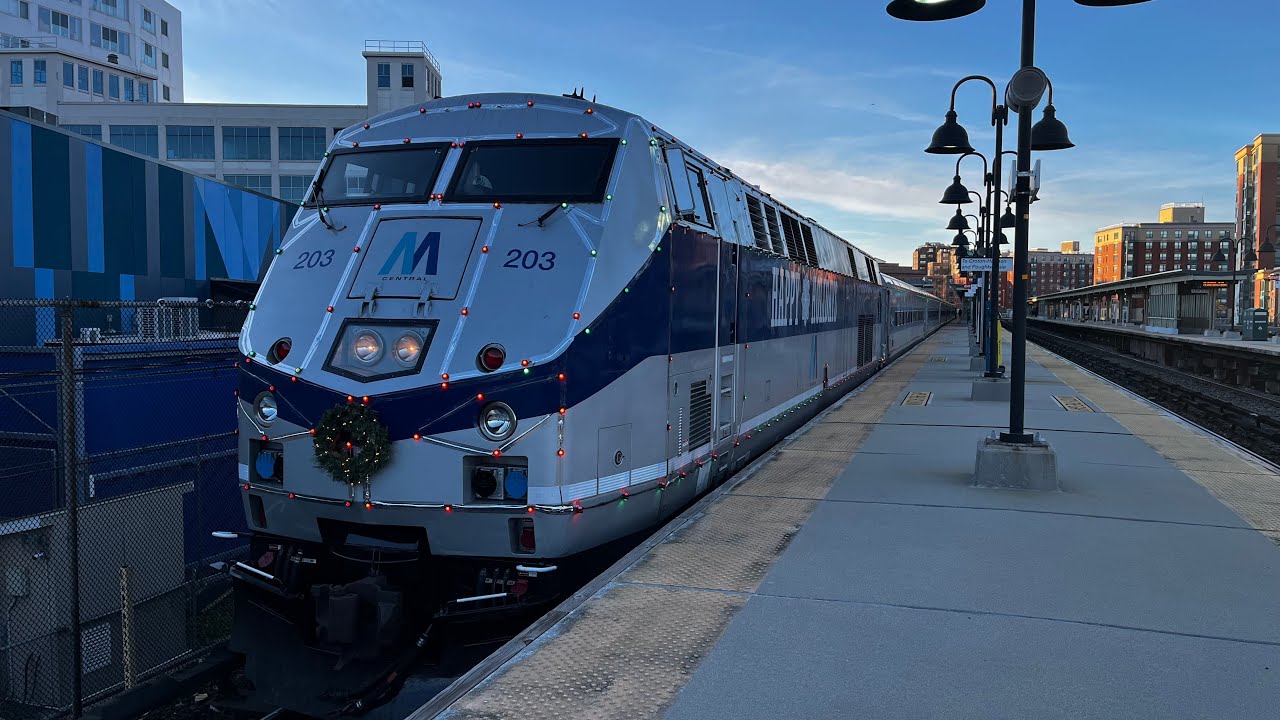 MTA MNRR / Amtrak: Hudson Line and Empire Line AM Rush Hour @ Yonkers ...