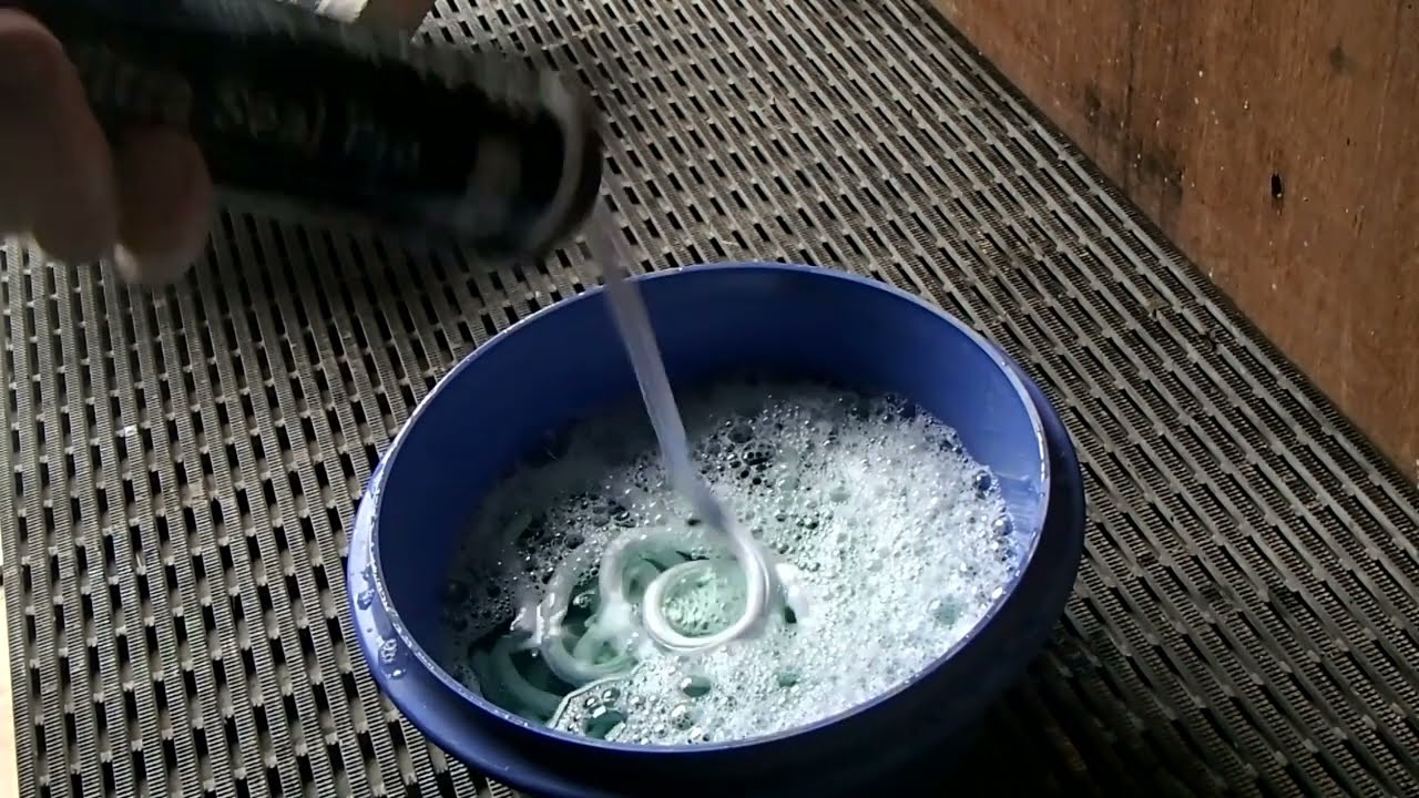 HOW TO MAKE A DIY SILICONE MOULD (SIMPLE) - YouTube