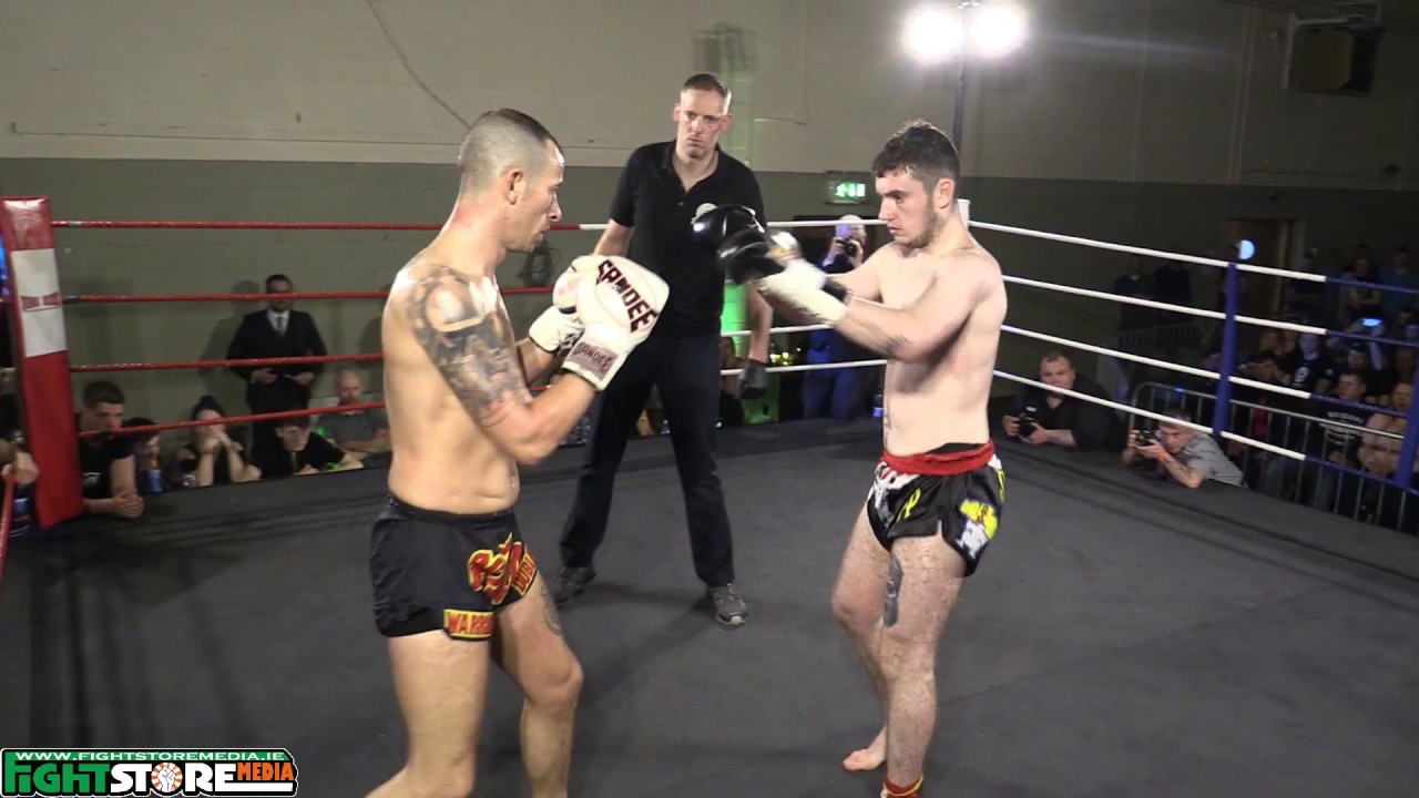 Jay Kelly vs Kieran Stapleton - Extreme Fight Night - YouTube