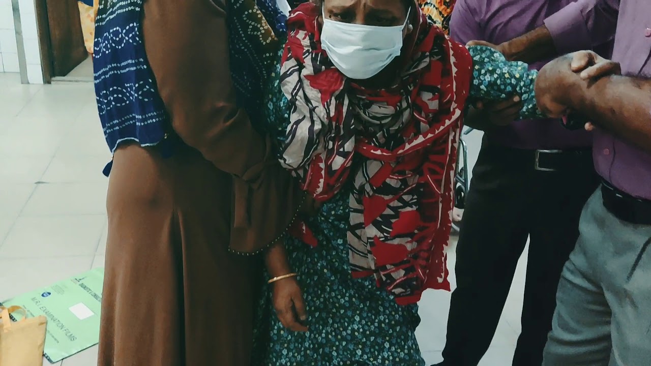 Gait Apraxia (Magnetic gait) in NPH - YouTube