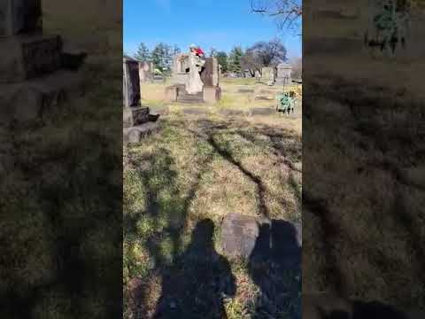 Grave of Osa Wilson- Woodland Cemetery, Ironton, Ohio - YouTube