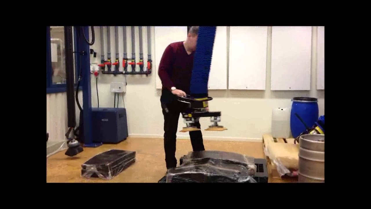 TAWI Multifunctional Lifter - Rubber Bales - YouTube