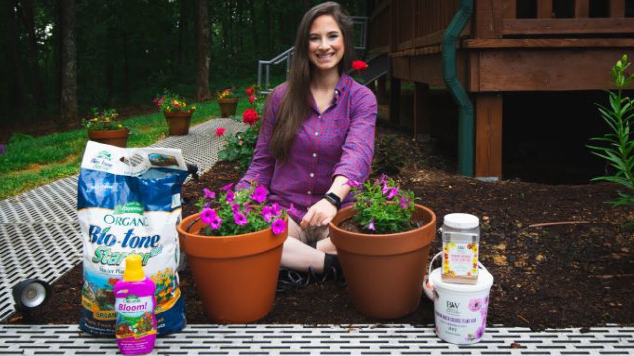 Fertilizer: comparing espoma and proven winner for annuals - YouTube