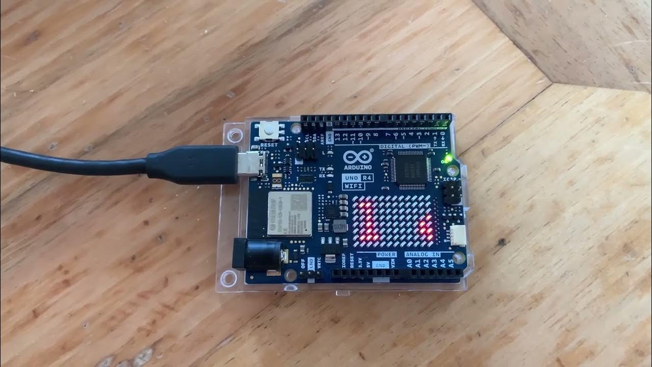 Nouvel Arduino Uno R4 WiFi - YouTube