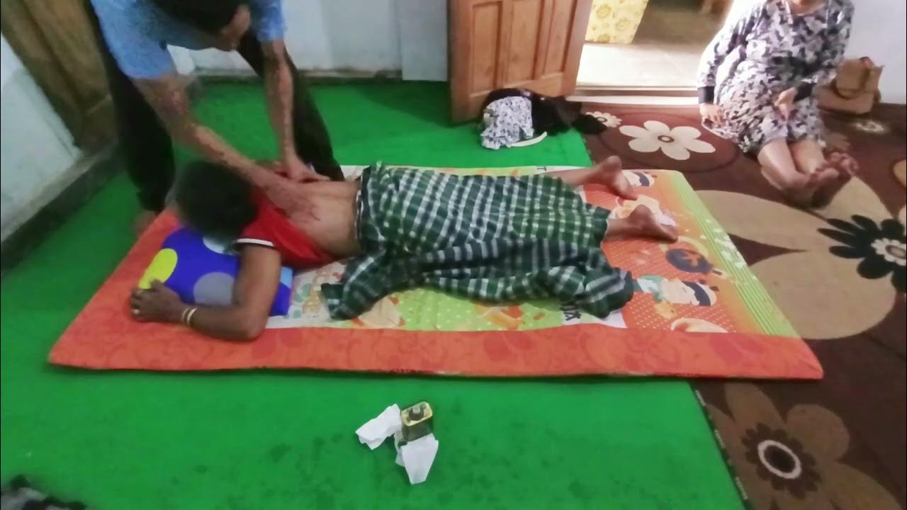 pijat tradisional urut perut kaki dan punggung kaku - YouTube