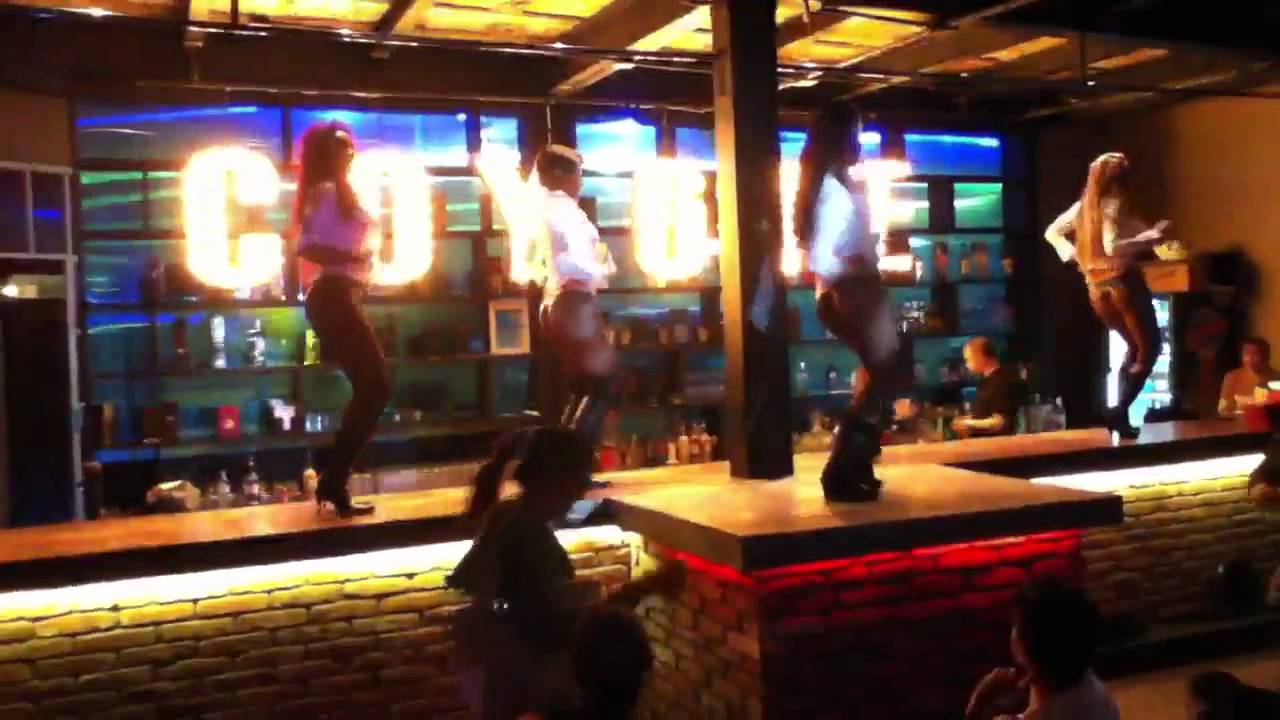El coyote club México - YouTube