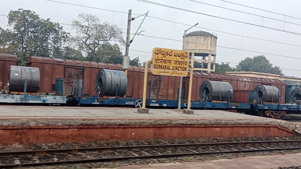 DORNAKAL STATION SONGARENI EXPRESS - YouTube
