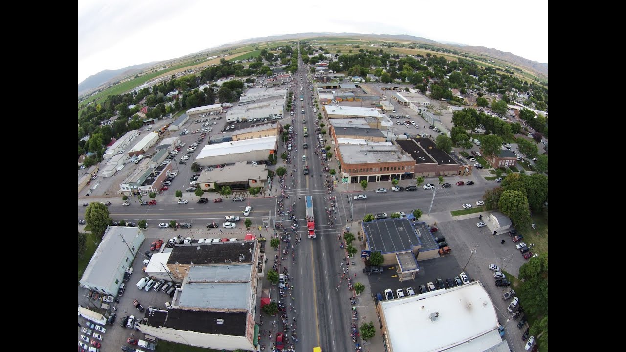 That Famous Preston Night Rodeo Saturday Parade 2014 from DJI Phantom 2 ...