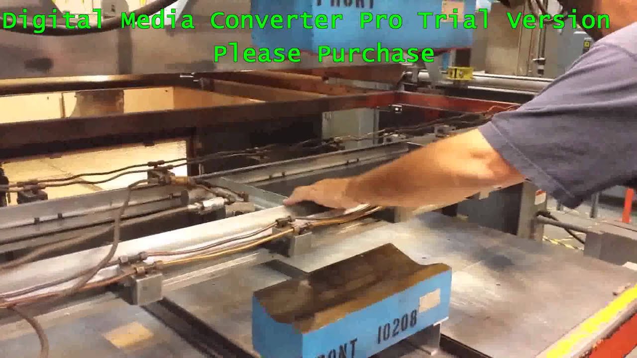 Maac Model 5 x 9 single station thermoformer - YouTube