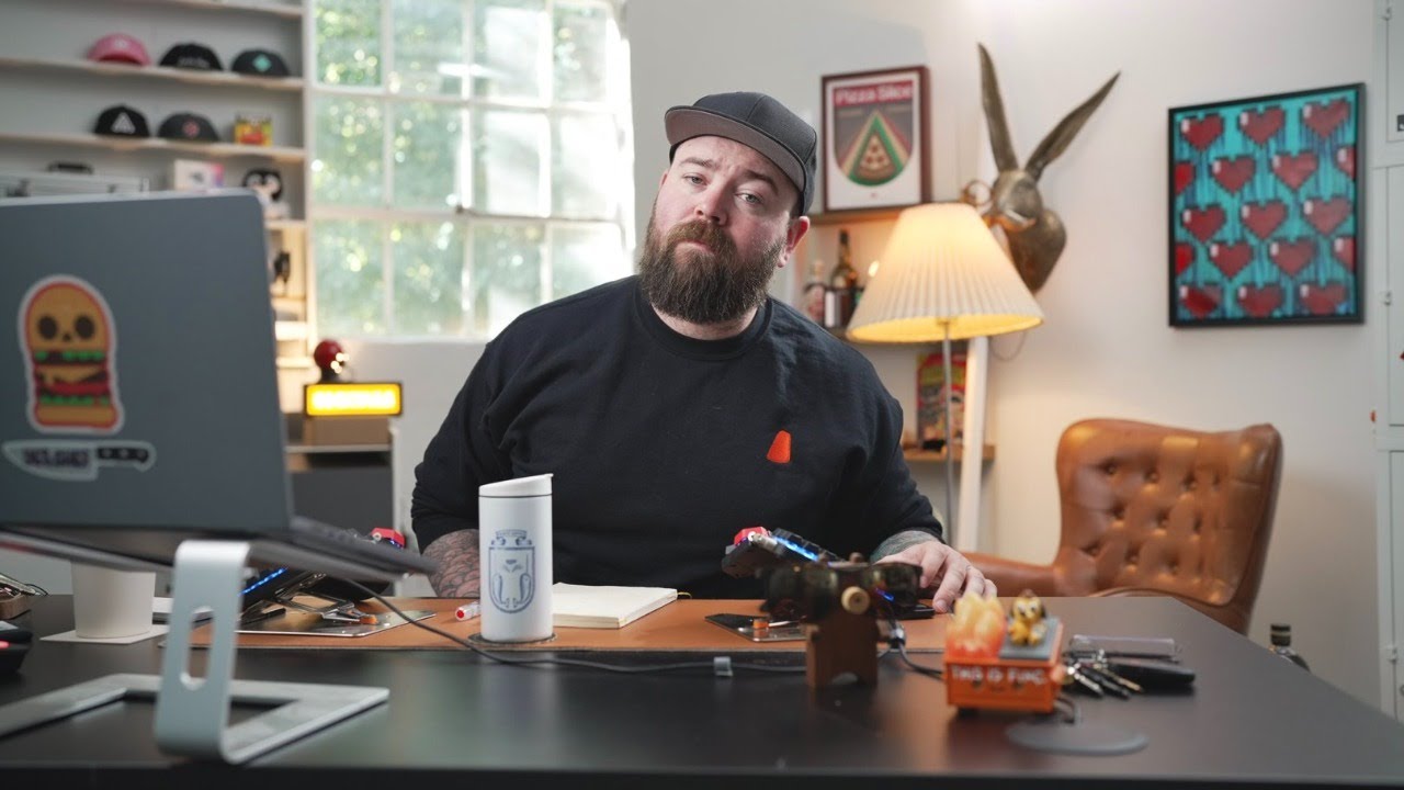 Real-time, multiplayer apps embedded in conference slides - YouTube