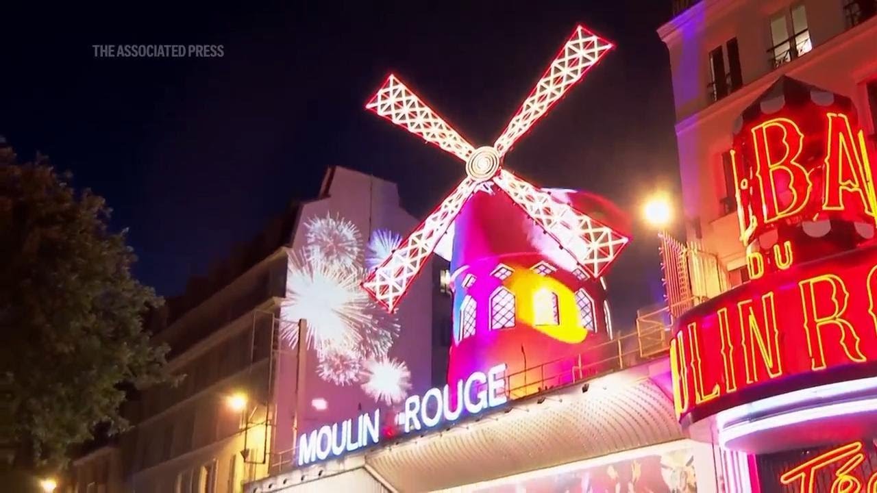 The Moulin Rouge cabaret in Paris has its windmill back, after a ...