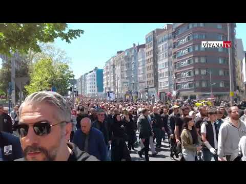 Istanbul Sırrı Süreyya cenaze korteji