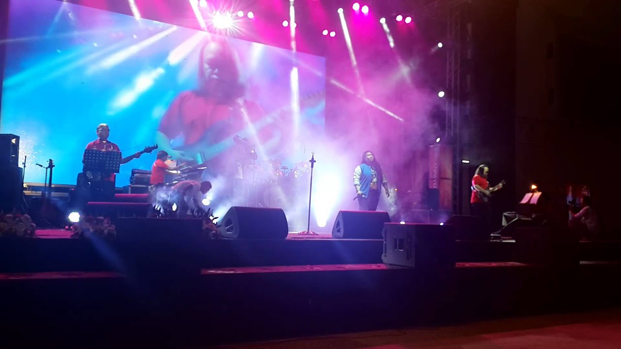 Nge Lay Pyan Chin Pi Lar Gospel Song (MYC 40th Anniversary) - YouTube