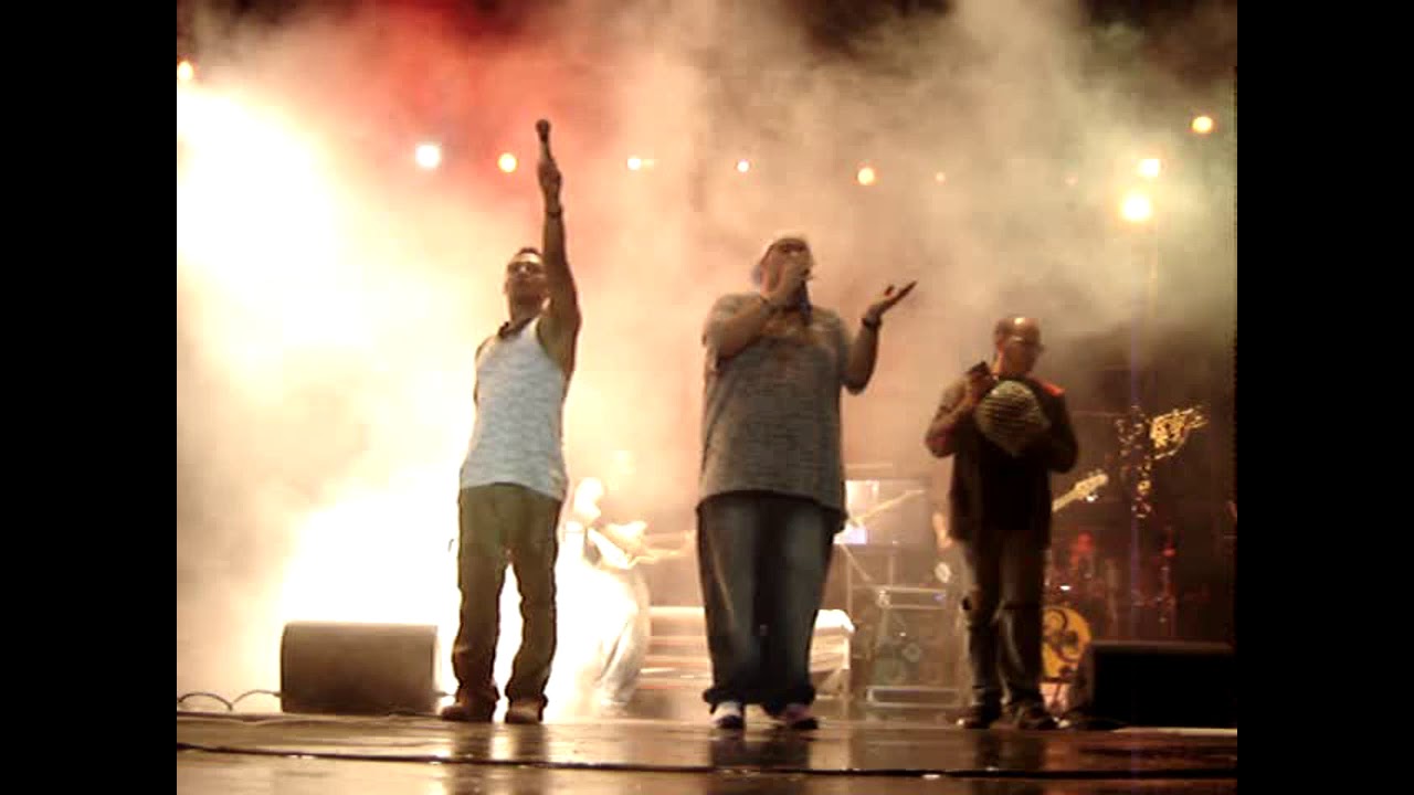 Mermelada Bunch - Comando Borracho (En Vivo / Valencia / 2007) - YouTube