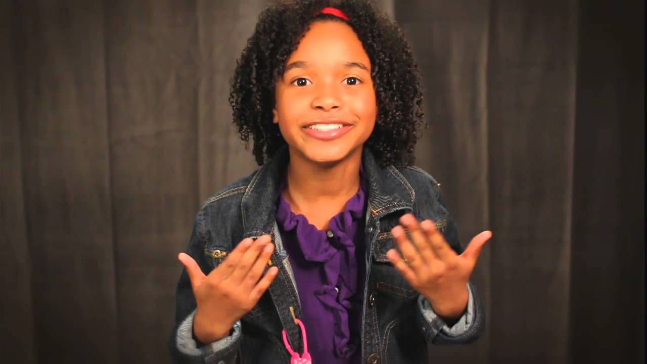 Actress Bailey Tippen Gives us a Shout Out! - YouTube