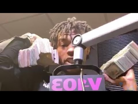 Lil baby - freestyle performance(on radio) flexin racks - YouTube