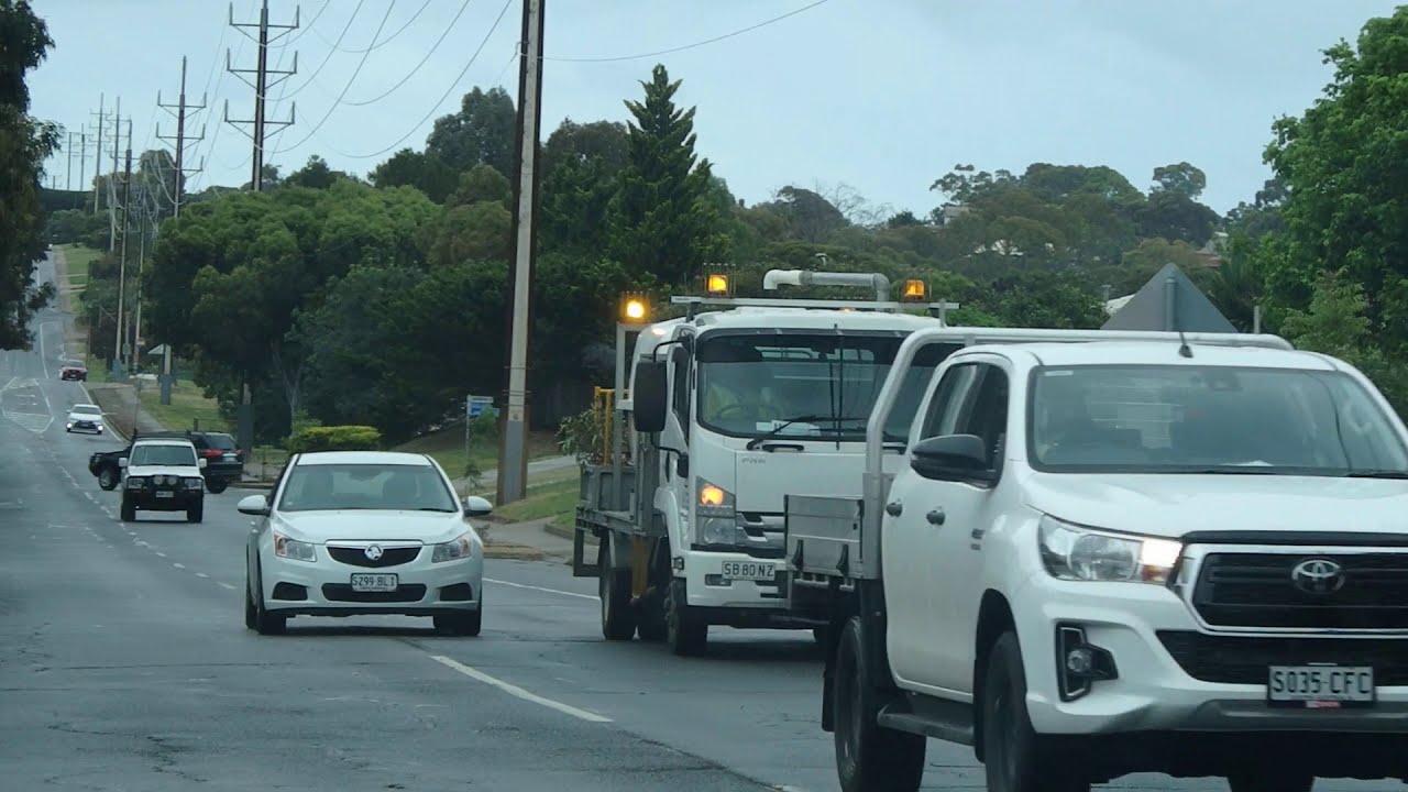 ECCO 7660 Series GEN-2 Amber LED Rotating Beacons #5 - YouTube