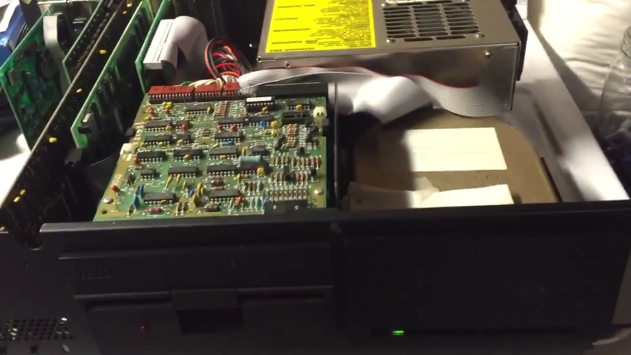 Low level formatting a Seagate ST-225 in an IBM XT 5160 - YouTube