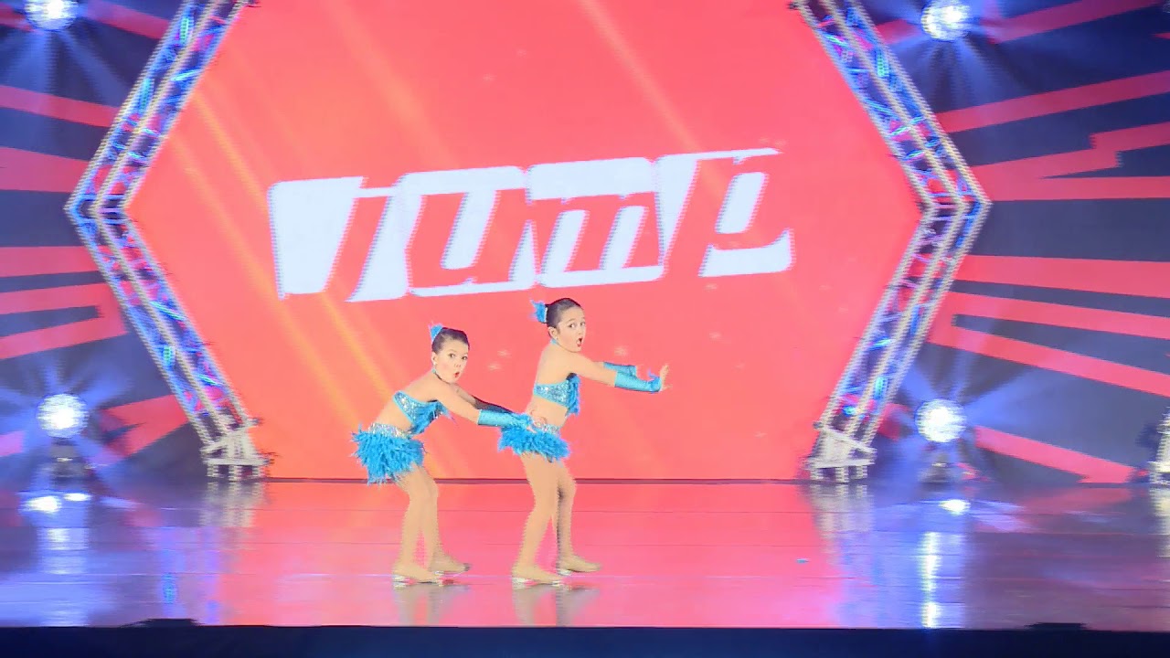 Hand Clap - Dance by Cami - YouTube