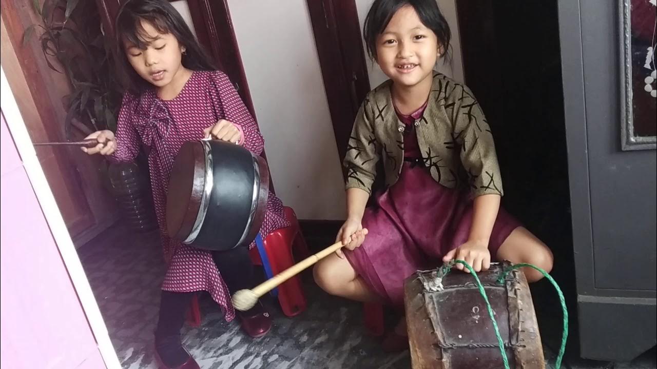 Mizo hmeichhe naupang. Khuang vuak thiam em em, Kimtei leh Stephany - YouTube