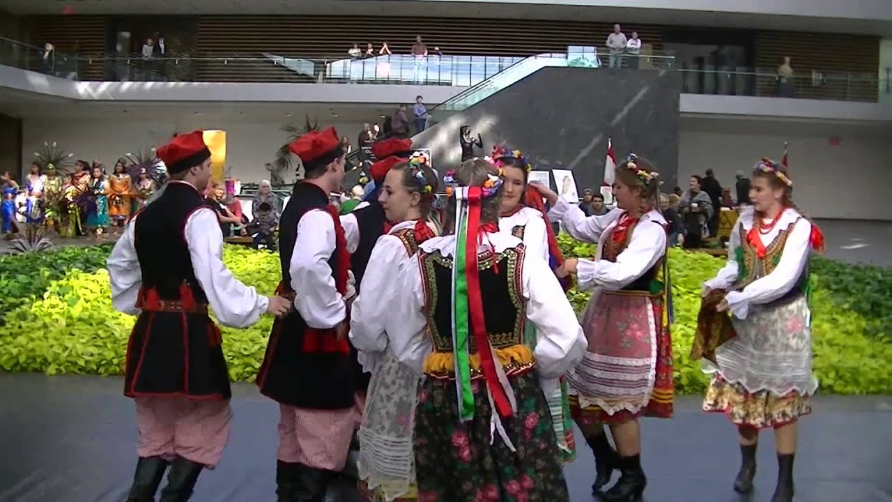 Traditional Polish dance by PIAST at Cleveland Museum of Art - YouTube