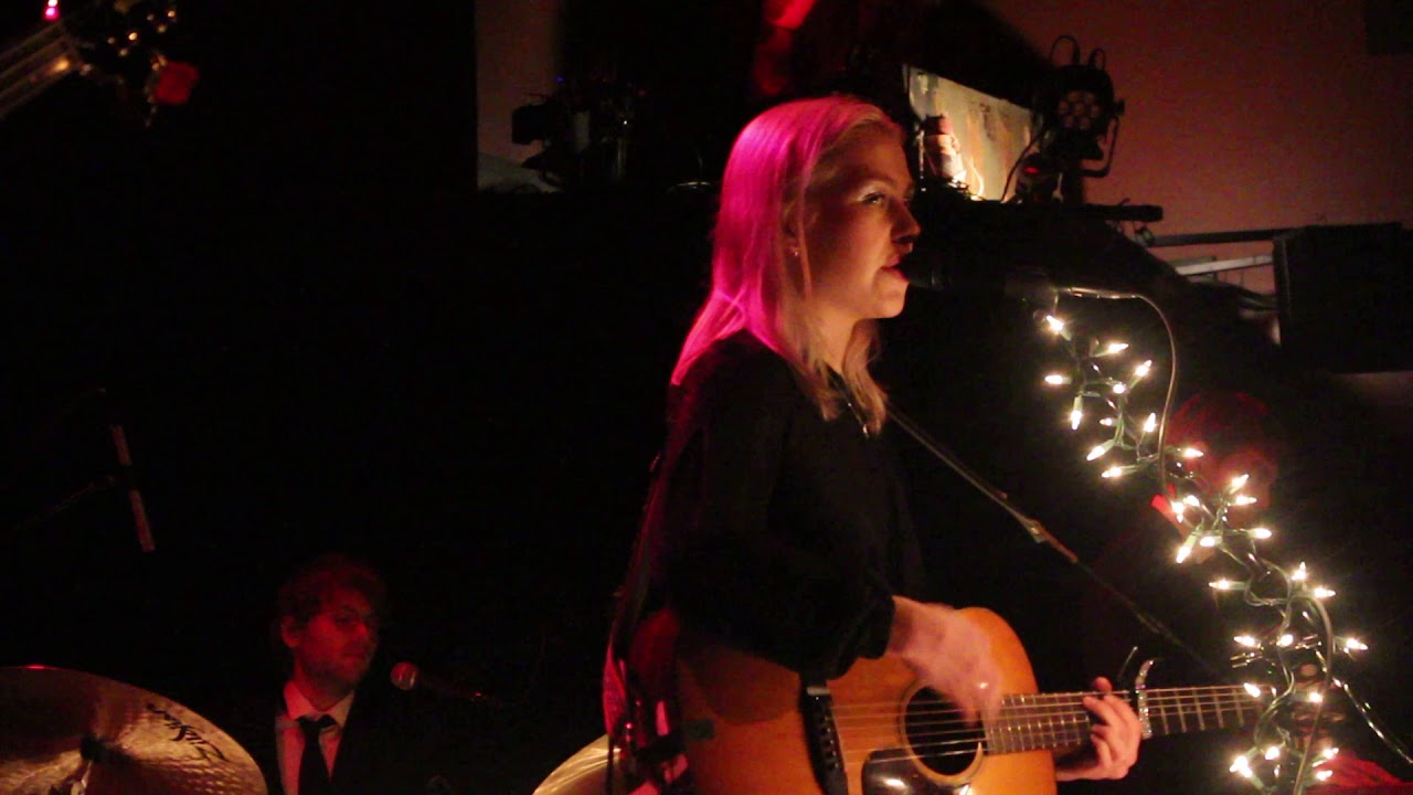 Phoebe Bridgers - Georgia (Live at High Noon Saloon) - YouTube