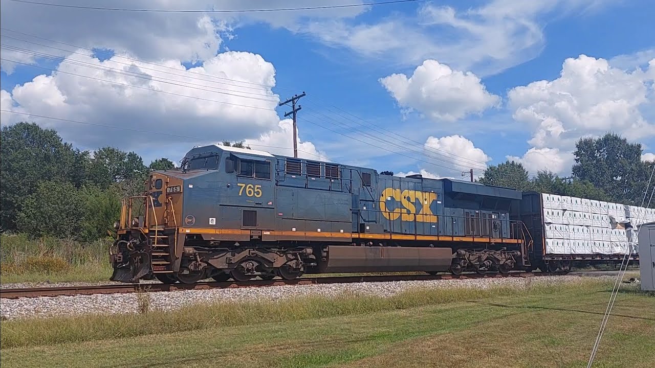 CSX M492 headed Westbound in Monroe NC with CSXT 765 in the lead 9/3/22☀️ - YouTube