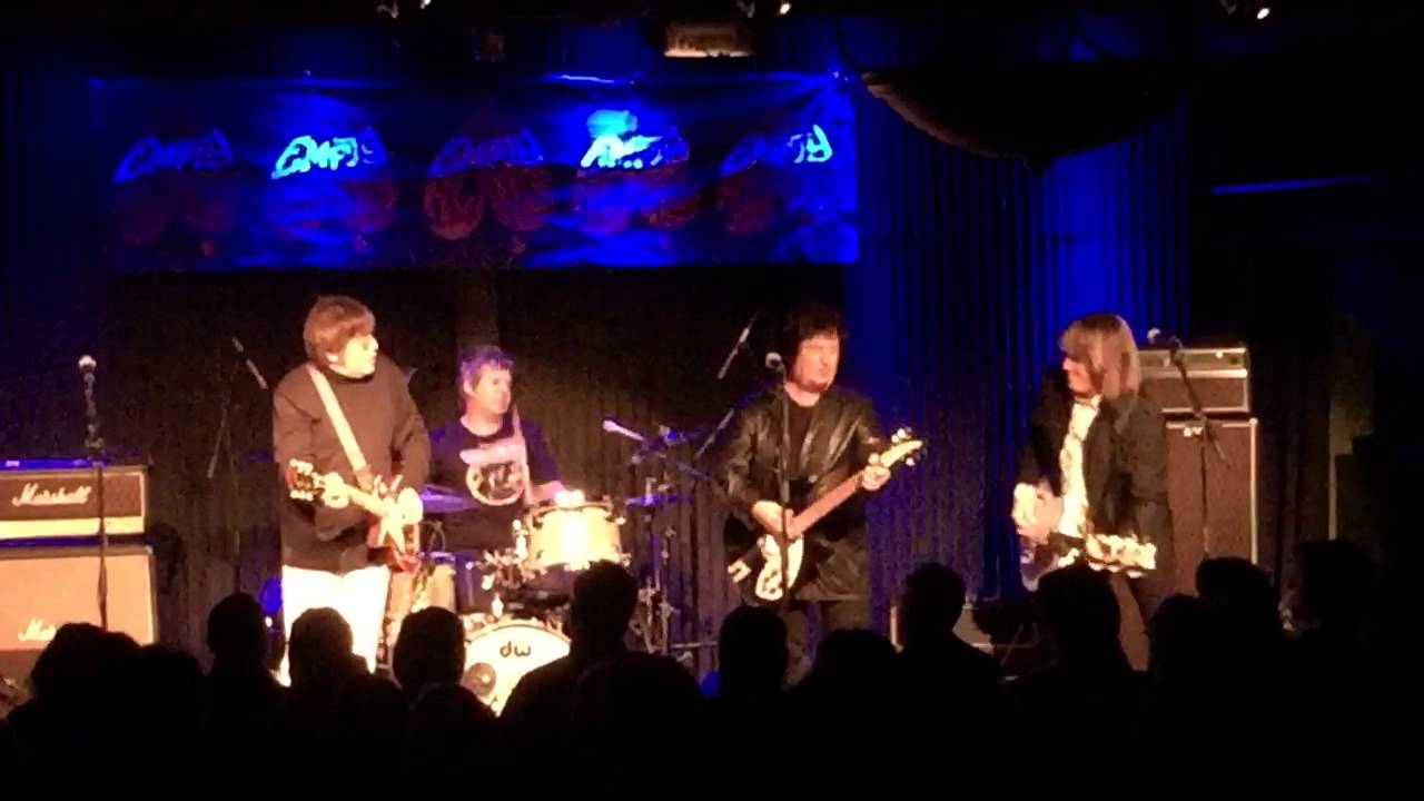 Empty Hearts - Fill An Empty Heart - YouTube