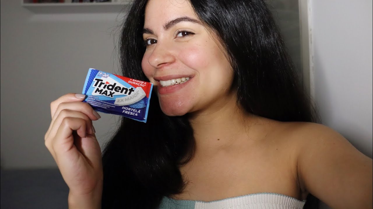 ASMR MASCANDO CHICLETE E CONVERSANDO - YouTube